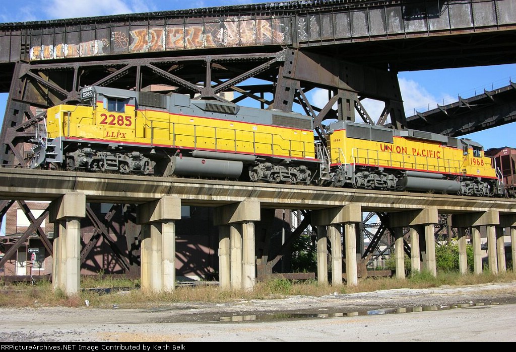 LLPX 2285 and UP 1968